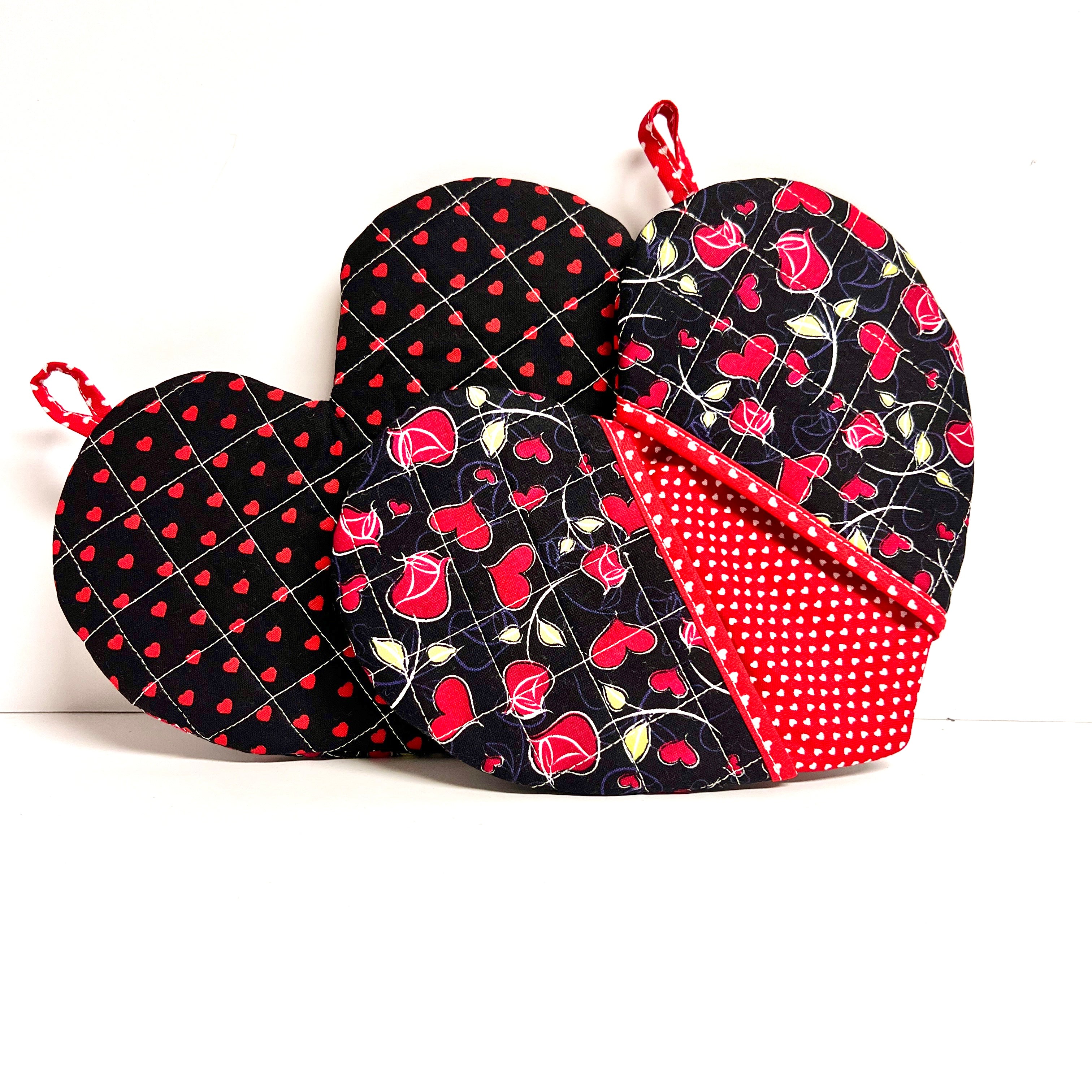 Quilted potholders; heart-shaped potholders; Oven Mitt; Potholders – BL ...